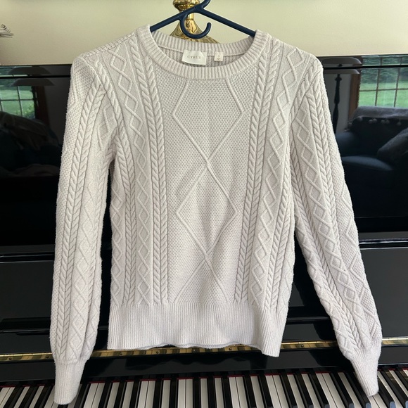 Cyrus | Sweaters | Cyrus White Crew Neck Cable Knit Sweater | Poshmark
